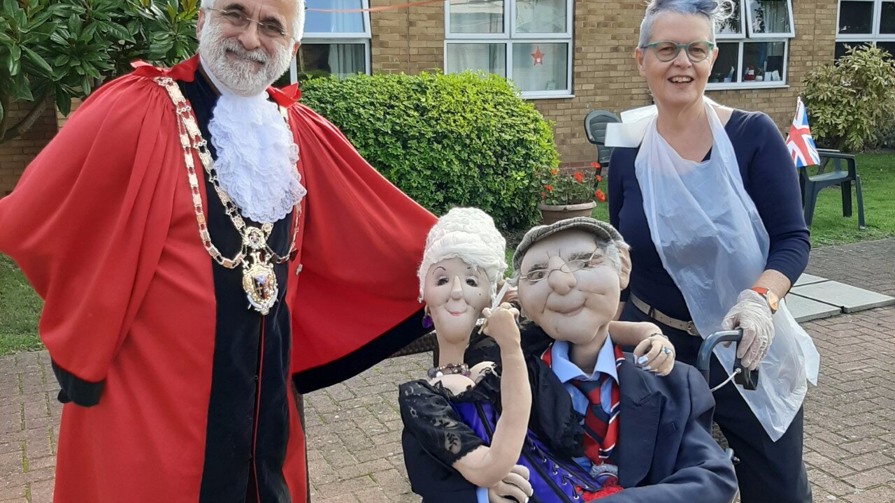 Blog | FDAD alumna Sue Cooper's puppets | West Dean College of Arts and ...